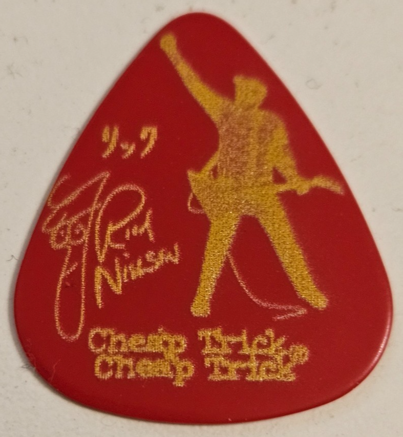 CHEAP TRICK RED RICK NIELSEN GUITAR PICK ROBIN ZANDER TOM PETERSSON BUN ...