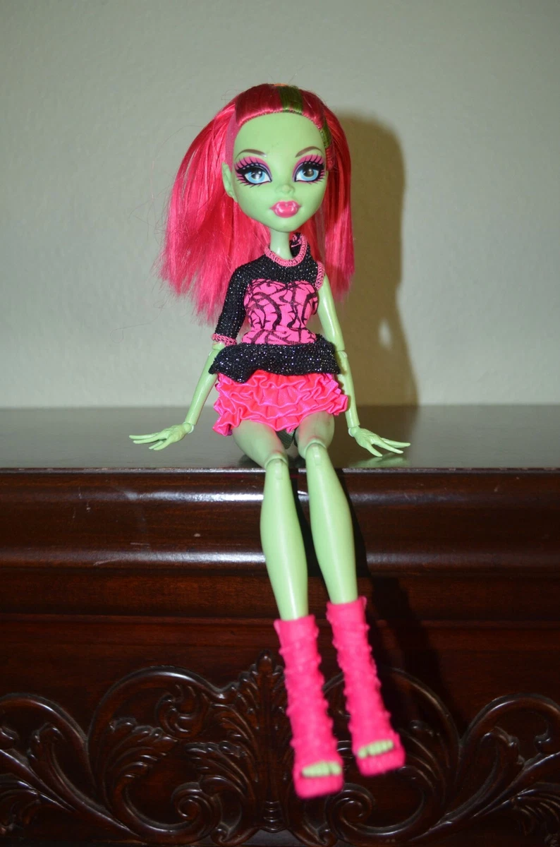 Venus Mcflytrap Ghouls Night Out