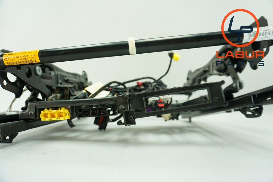 R171 05-08 Mercedes SLK Class Front Right Side Seat Track Frame w ...