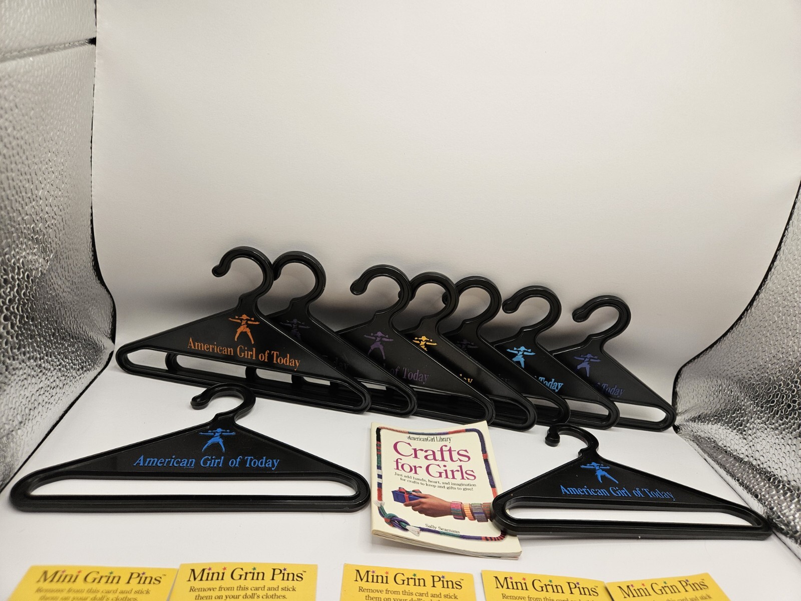 AMERICAN GIRL PLEASANT COMPANY LOT OF 10 MINI GRIN PIN CARDS RETIRED W ...