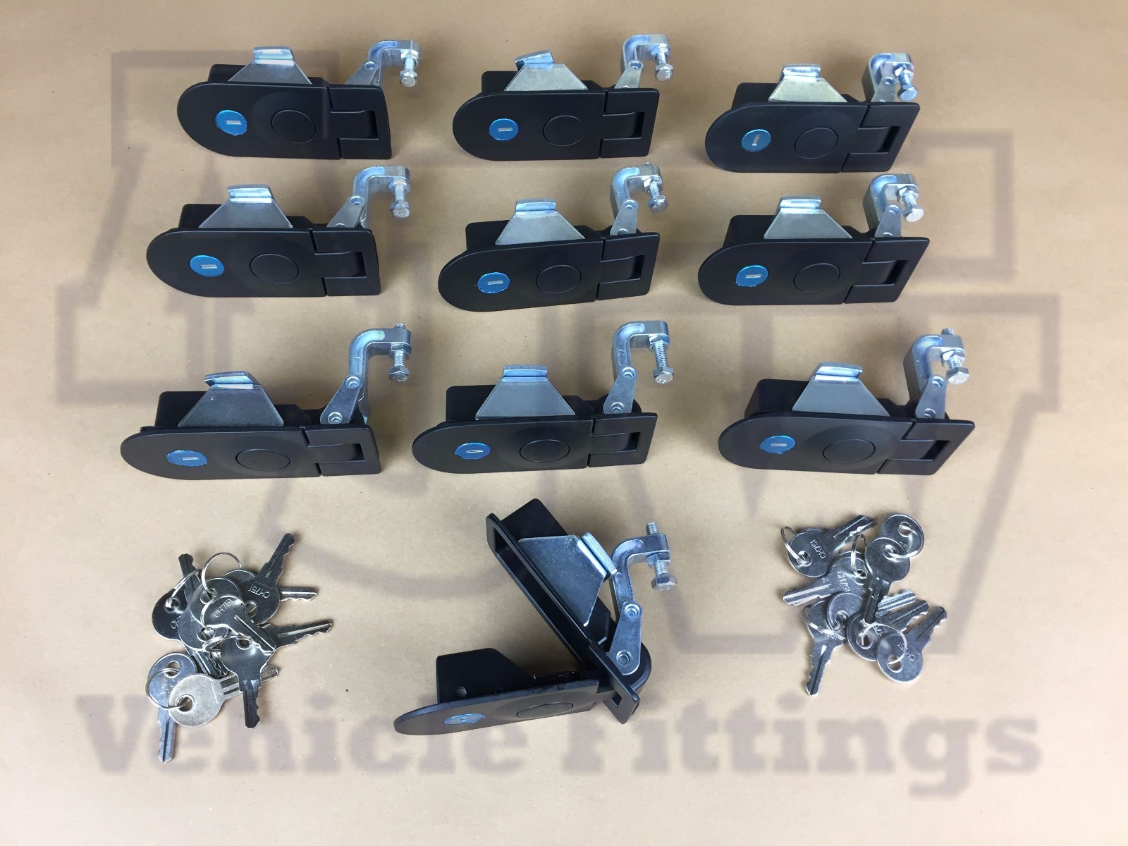 16 X Compression Latch Lock LARGE Horsebox Locker Doors Tack Box Like ...