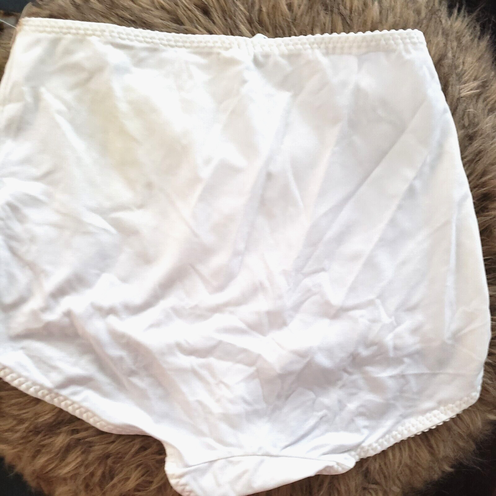 Vintage Hanes Her Way Light Control Nylon Panties Xxx… Gem