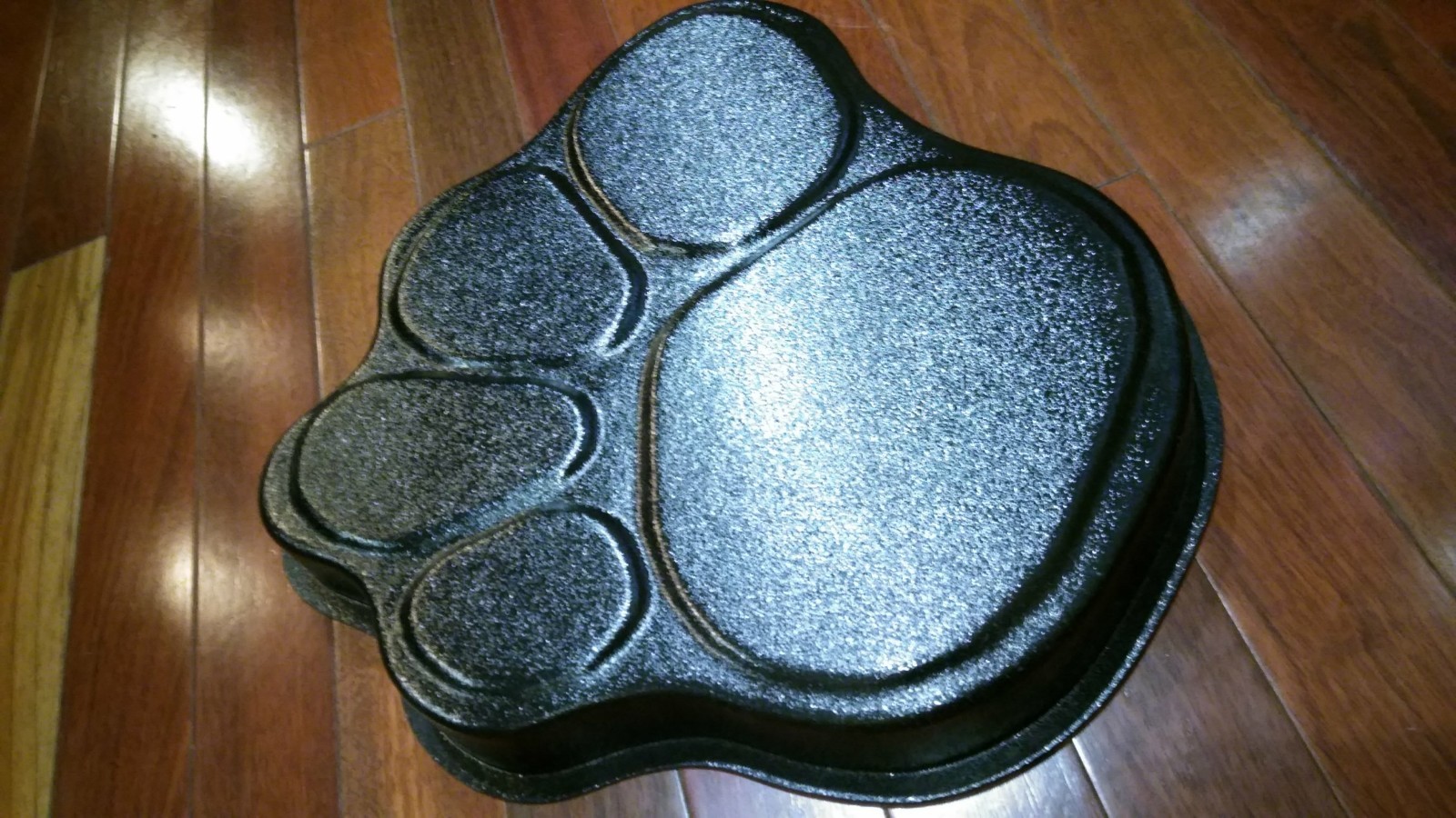 Tiger Paw, Dog Paw Plastic Concrete Mold Stepping Stone Garden Art | eBay