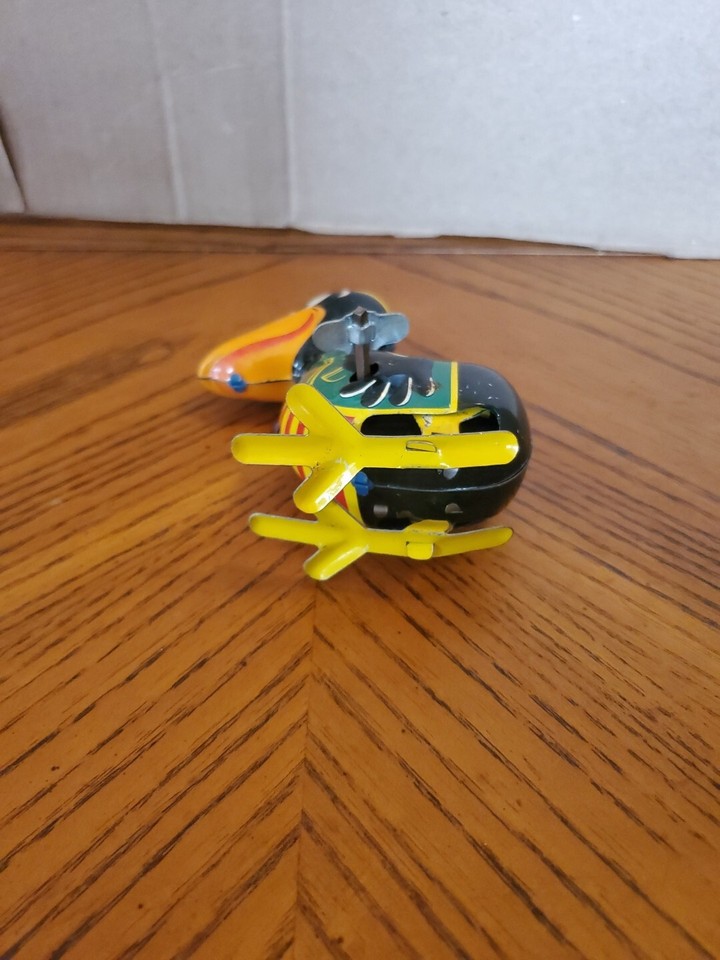 Vintage Cary the Crow Wind Up Hopping Tin Toy Marx Toy Co Made in Japan ...