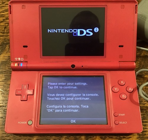 Nintendo DSi Hot Pink Handheld System With Charger, Tested, Scratched ...