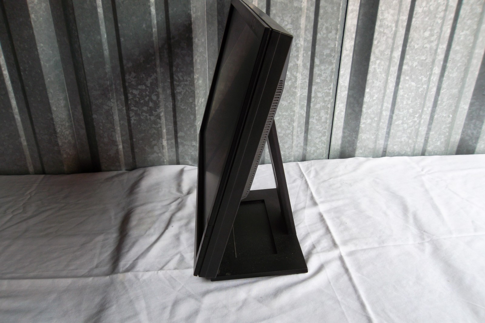 Dell E1909W E1910 E1911 19" LCD Monitor DVI VGA E1909Wc E1910c P513R ...