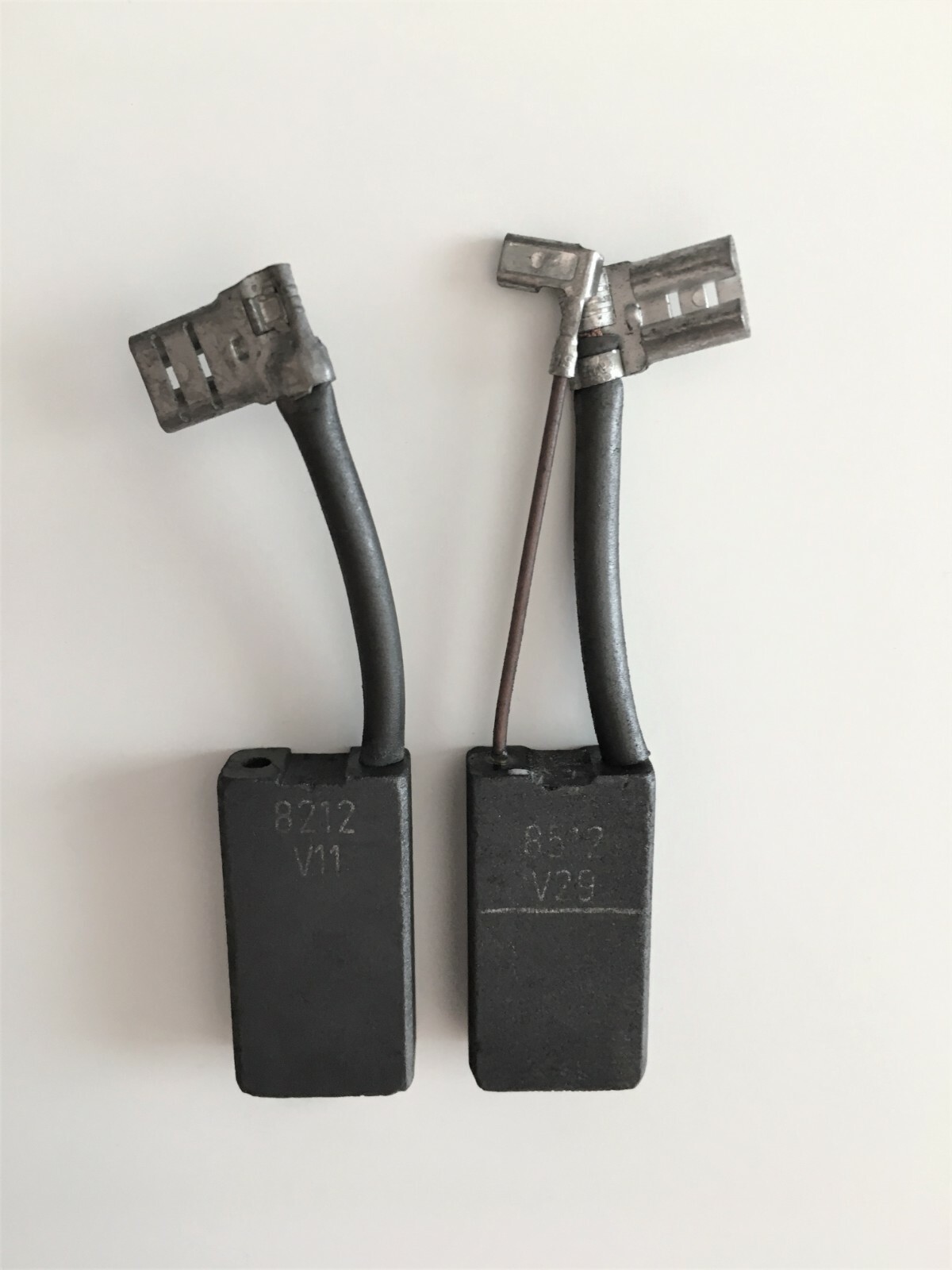 Original Carbon Brushes HILTI TE800 DD150 DD160 DD200 DD250 NEW 2006843 ...