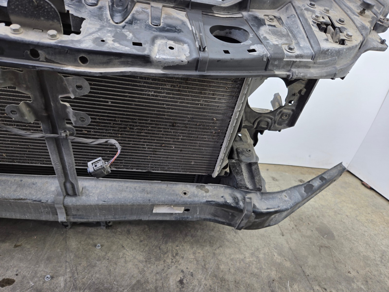Front Clip Radiator Support Cooling Ac Fan Rebar Re Bar Mercedes X166 ...