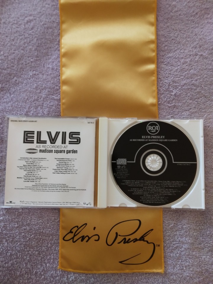 ELVIS PRESLEY SIGNATURE GOLD SCARF&MADISON SQUARE GARDEN CONCERT CD ...