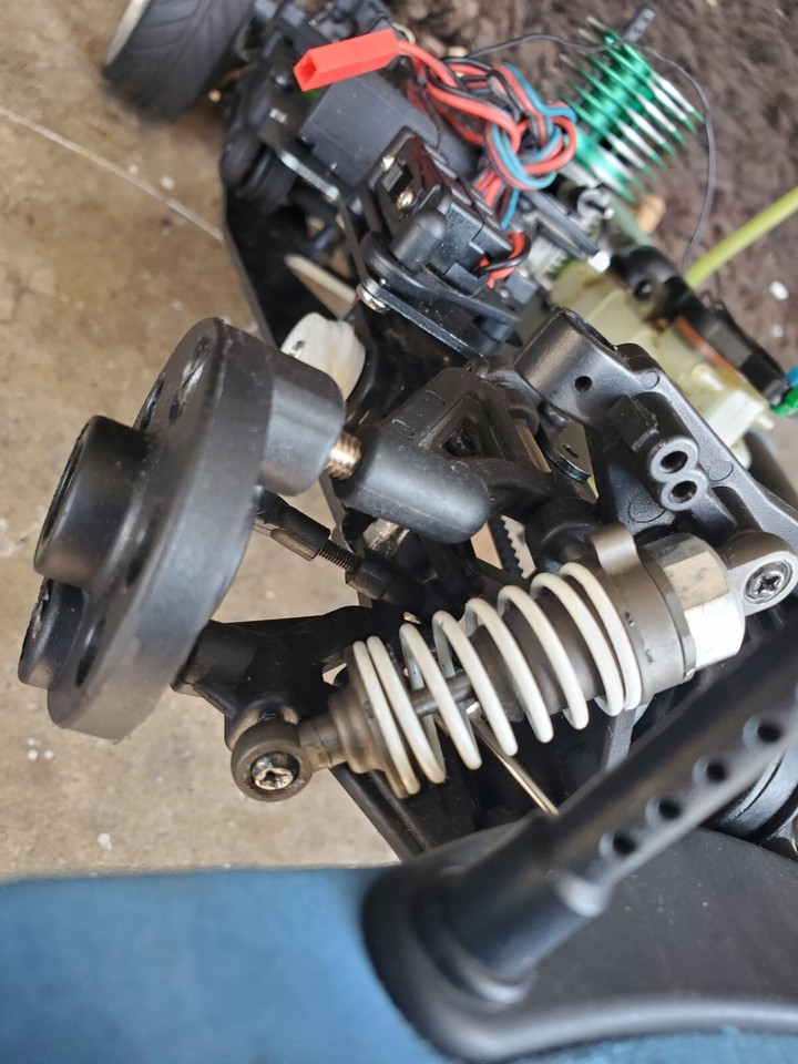 Cen CT5 RC Car Nitro CEN RACING (SELLING AS IS FOR PARTS OR REPAIR) 1/ ...