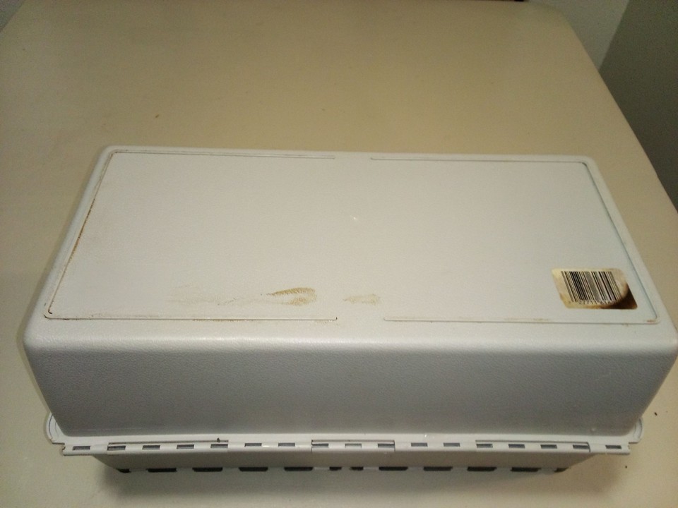 Lid Locker Storage Box. 3 Level Storage & Lid storage. Chip in front ...