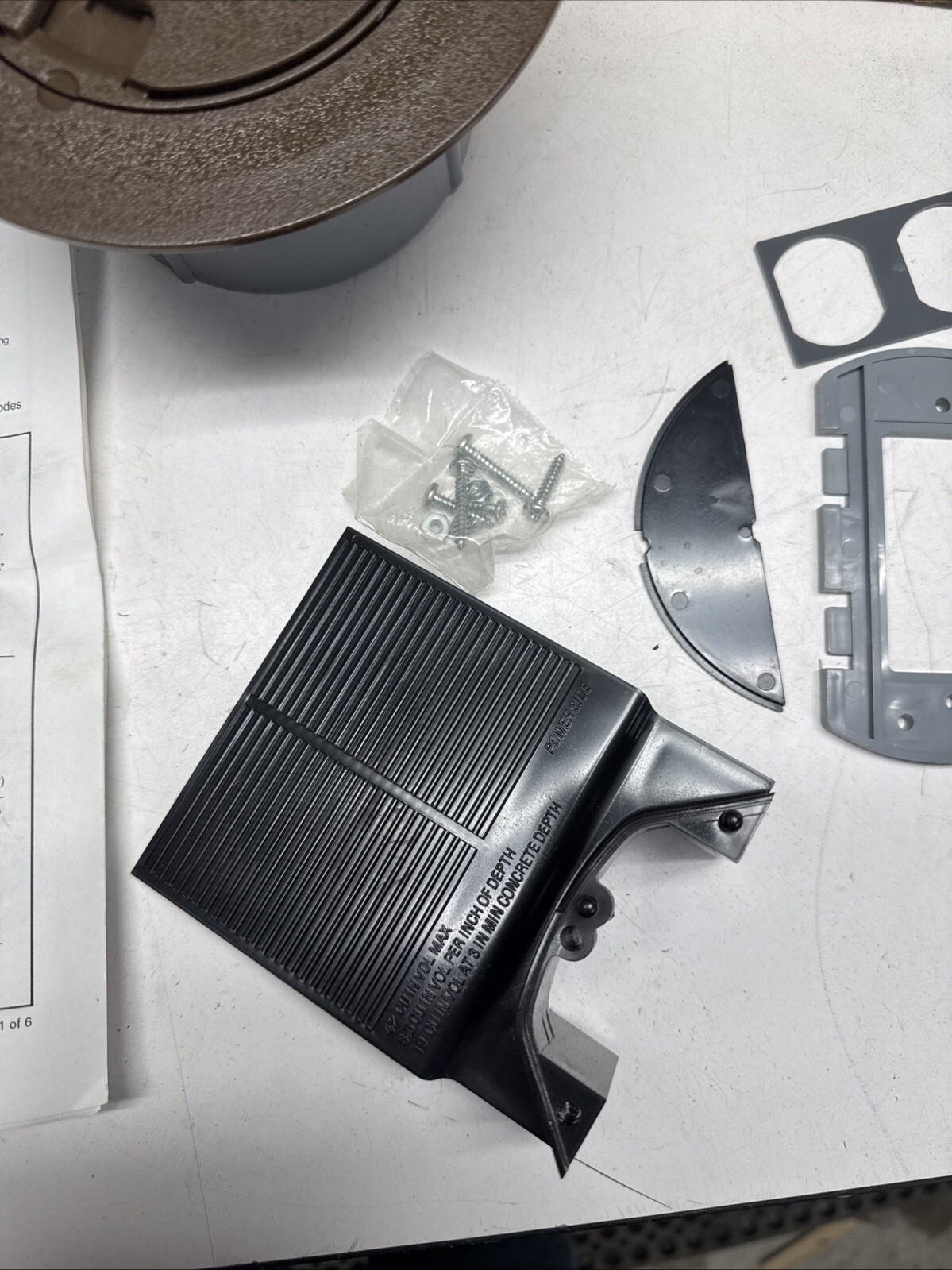 Steel City 68R-CST-BRN Floor Box Cover Round 6-3/4 In. Brown *** BRAND ...