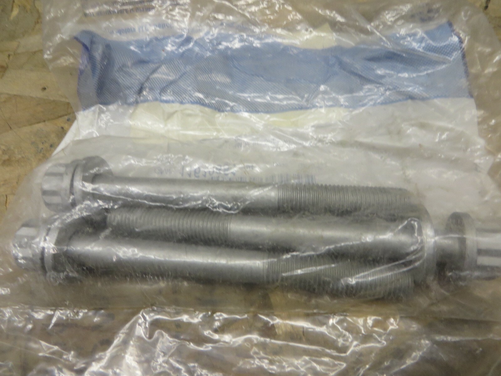 OEM # 11610681 GM General Motors OEM new HEAD BOLT PACKAGE - 3 PIECES ...