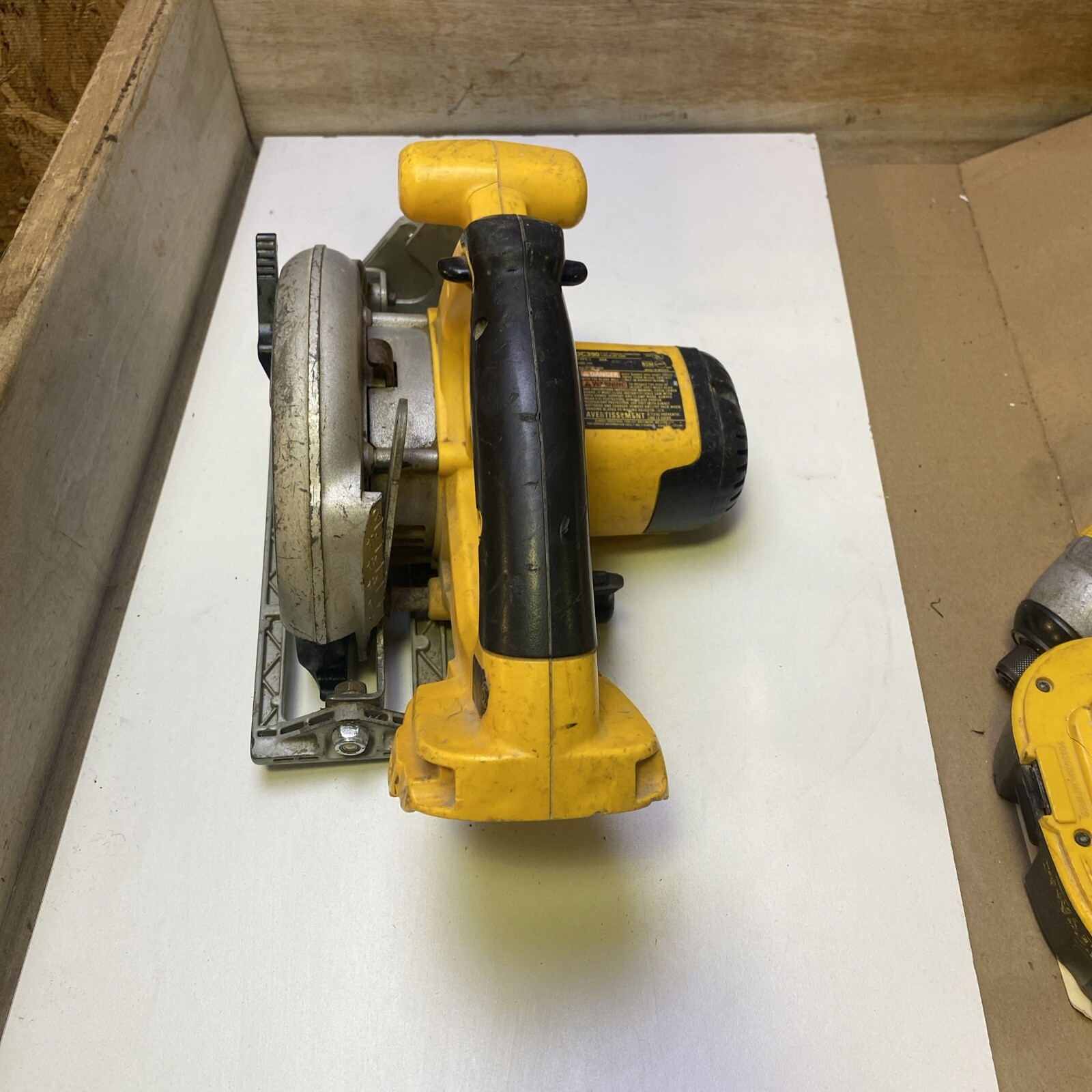 Dewalt DC390 6 1/2” Cordless Circular Saw 18V Tool Working | eBay