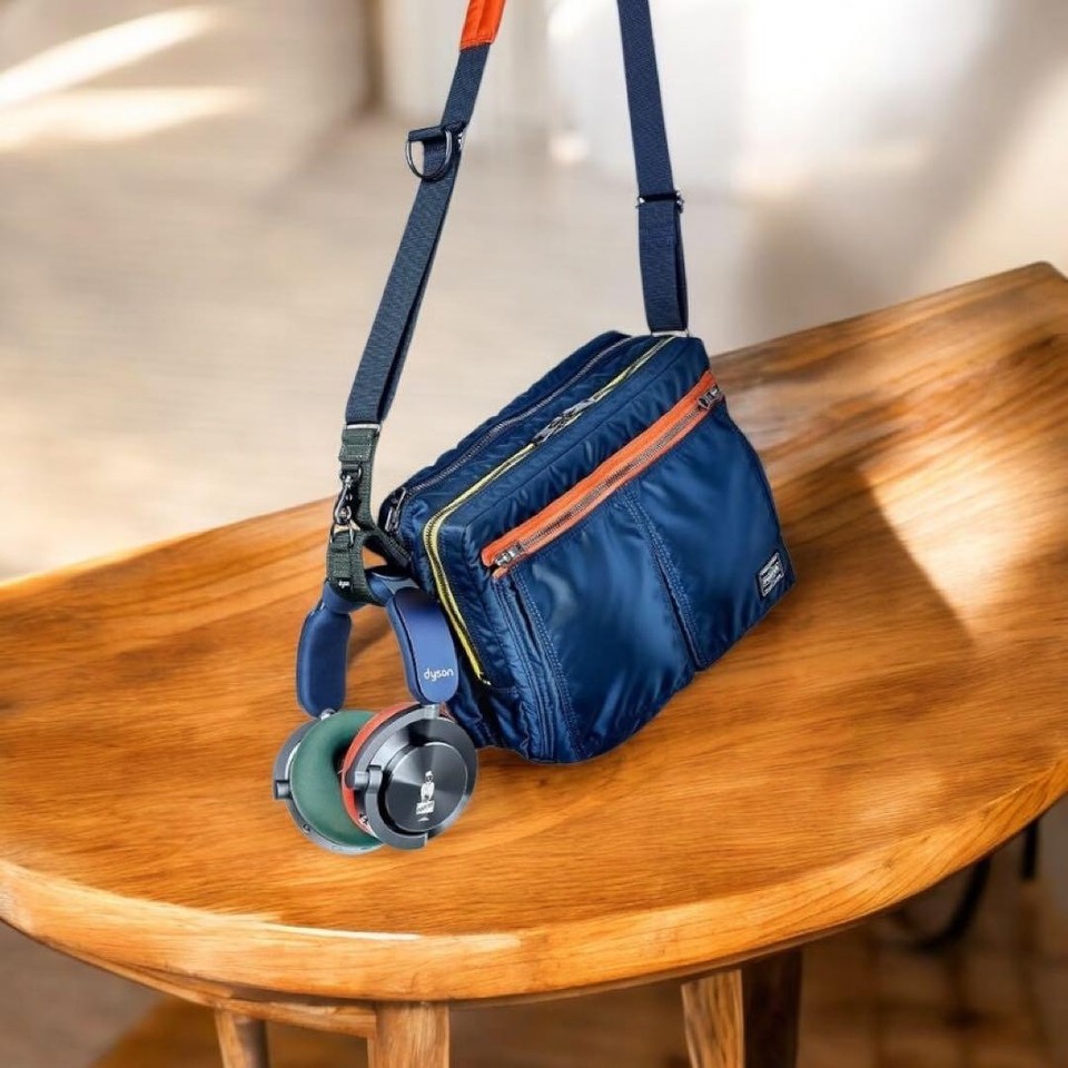 Sac bandoulière et casque PORTER Dyson limité à 380 pièces dans le ...