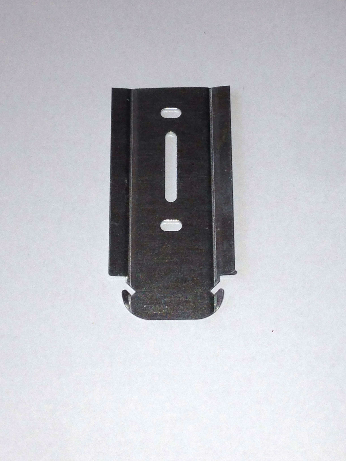 Direct Fixing Clip small to suit 16 mm Ceiling Batten - Box of 200 | eBay