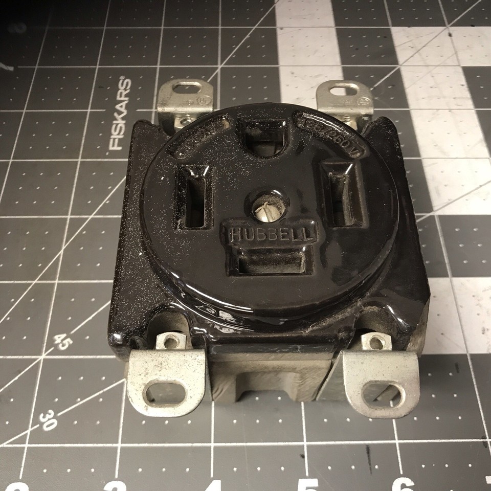 Hubbell 60-Amp Flush Receptacle Power Outlet Black 120/208V 3ØY (LA46L ...