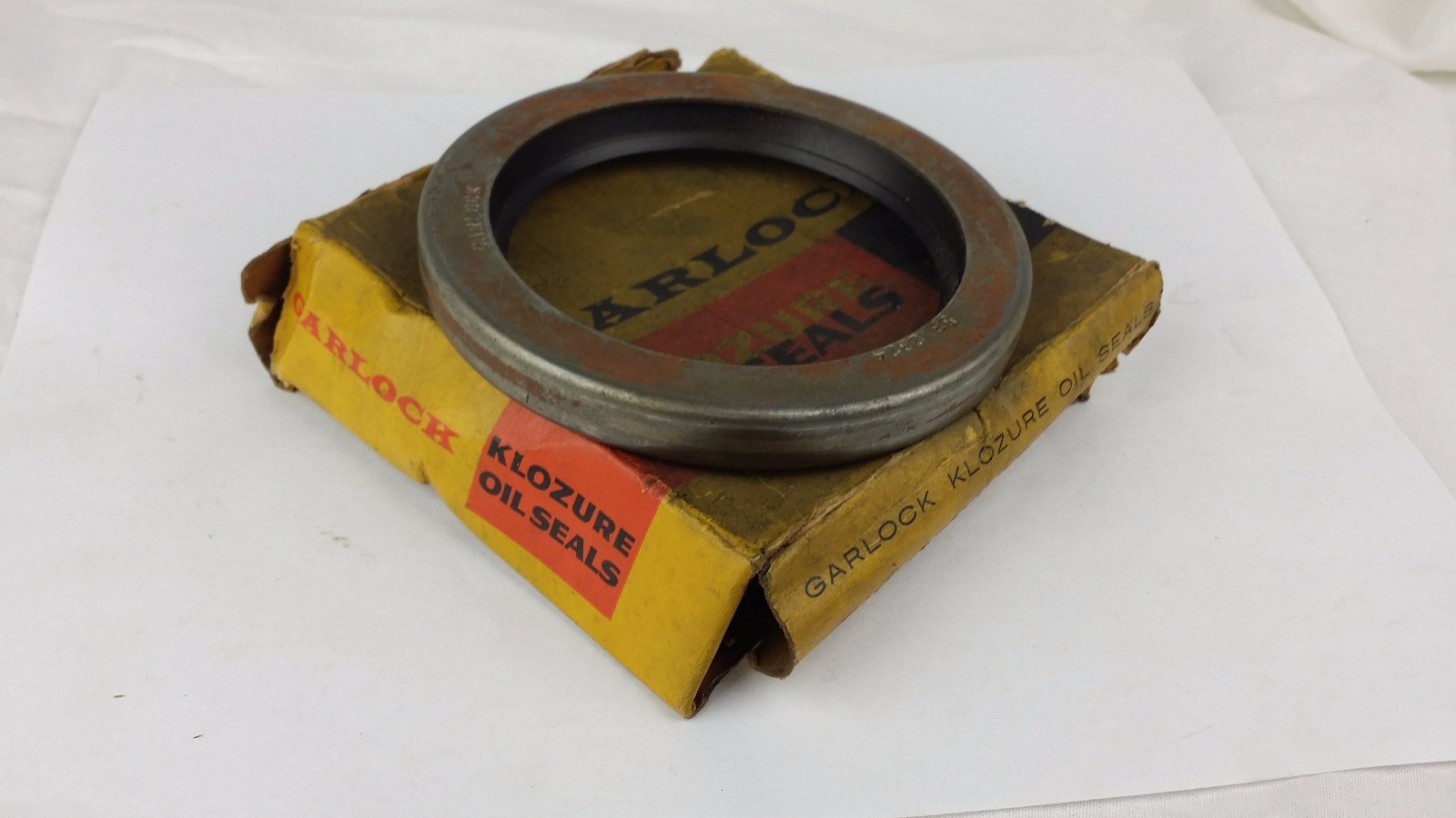Garlock Klozure Oil Seals Model 53x2324 | eBay