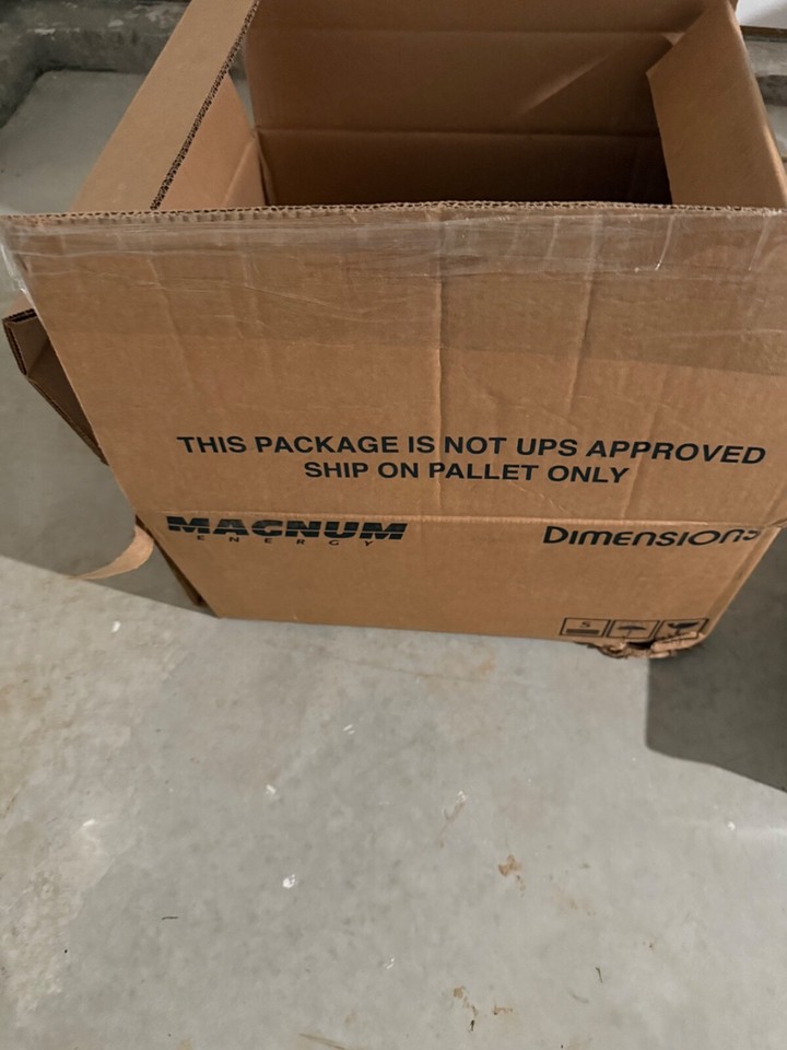 MAGNUM ENERGY MS2000-LF PURE SINE WAVE INVERTER/CHARGER Lithium ...