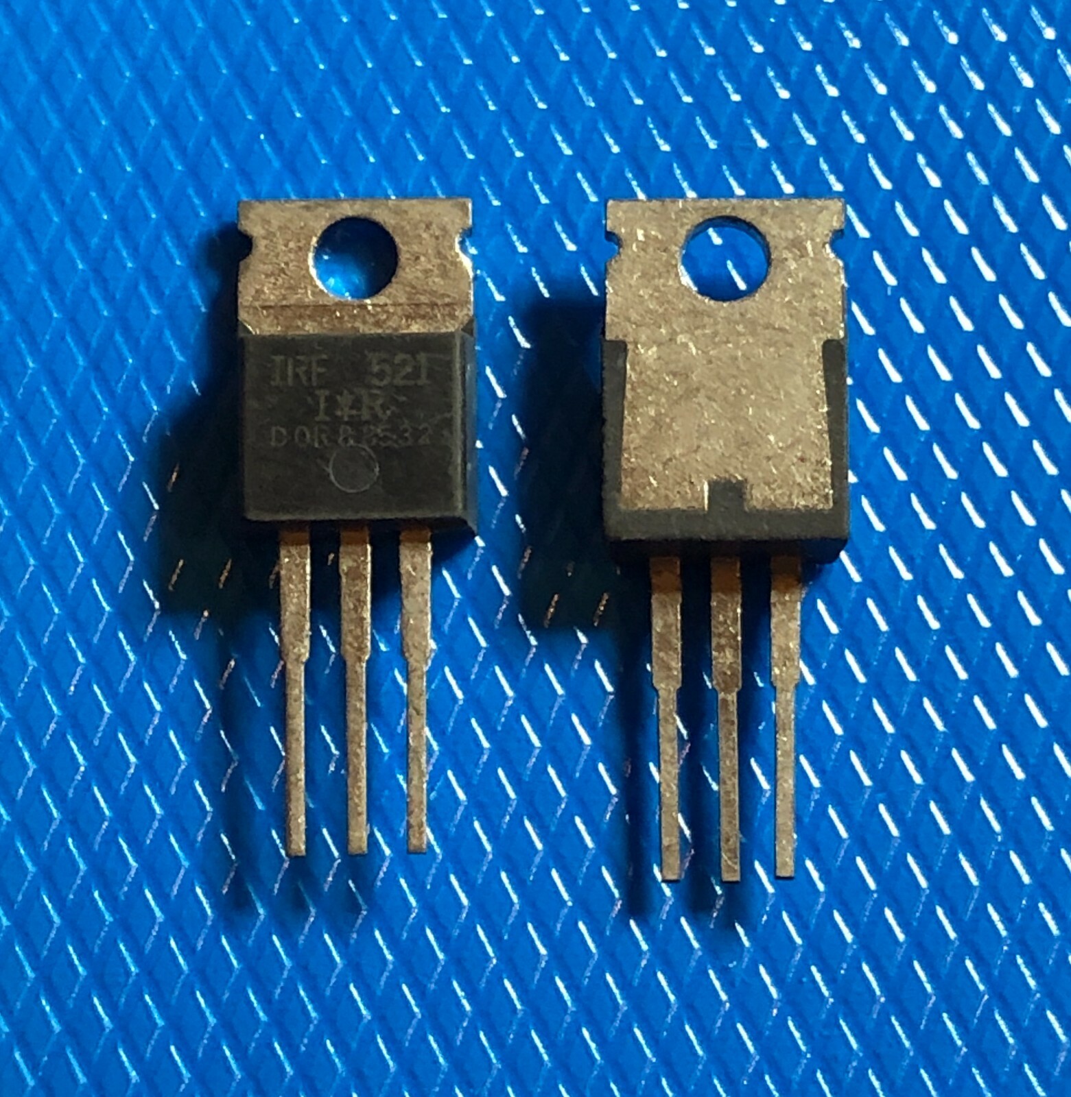 IRF521 Power Field-Effect Transistor N-CHANNEL MOSFET TO-220 [lot of 10 ...