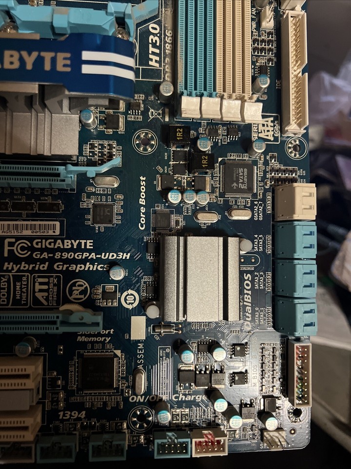 GIGABYTE GA-890GPA-UD3H AMD AM3 DDR3 ATX Motherboard w/ cpu ...