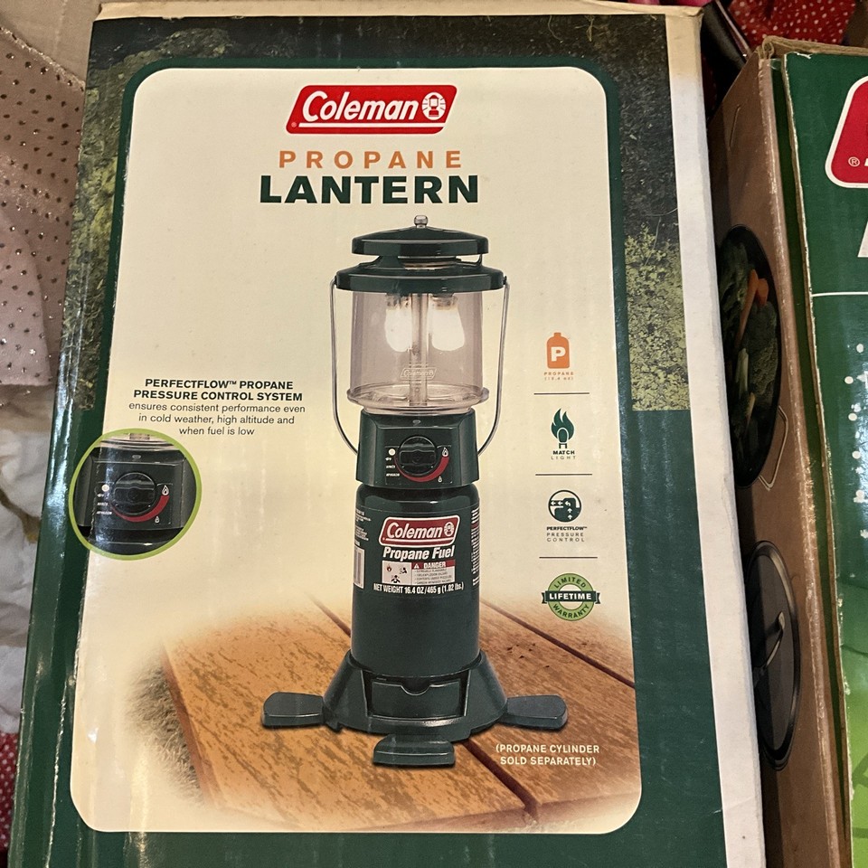 Coleman Camping Lot. Lantern/Tent Light/ Family Cook Set. See Pictures ...