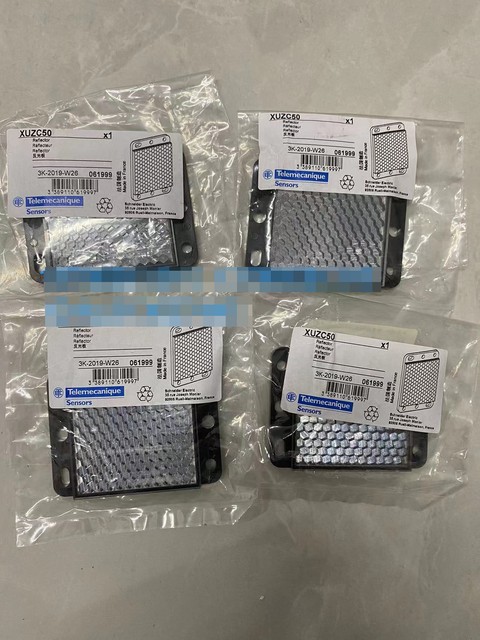 FST XUZC50 1pc Schneider TELEMECANIQUE Reflector for sale online | eBay