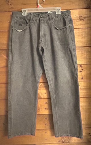 Rocawear Men's 36 Classic Fit Double R Embroidered Pockets Black Jeans ...