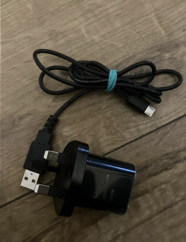 Unitron Hearing Aid Charger Case – Sonova AG Model - Charging Case ...