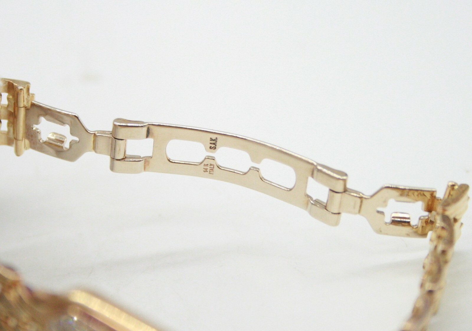 LADIES PRESTIGE 14K YELLOW GOLD QUARTZ SWISS MADE DIAMOND BEZEL 23MM ...