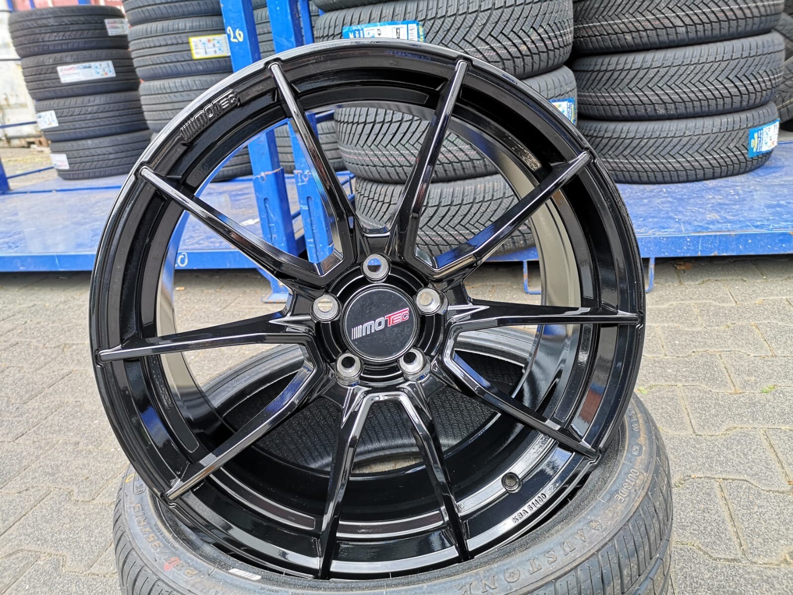 19 Zoll Motec Ultralight Alu Felgen 5x112 Schwarz für RS3 TTRS GTI R ...