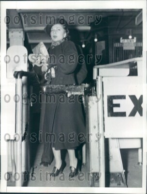 1937 NYC Stenographer Friend of Model Murder Victim Veronica Gedeon ...