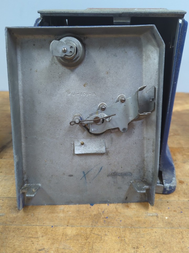 1940's 1¢ De Luxe Mercury Cigarette Slot Machine Trade Simulator Needs ...