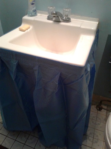 CNHF-SSDL01-Carnation Home Fashions Lauren Dobby Fabric Sink Skirt 56 ...