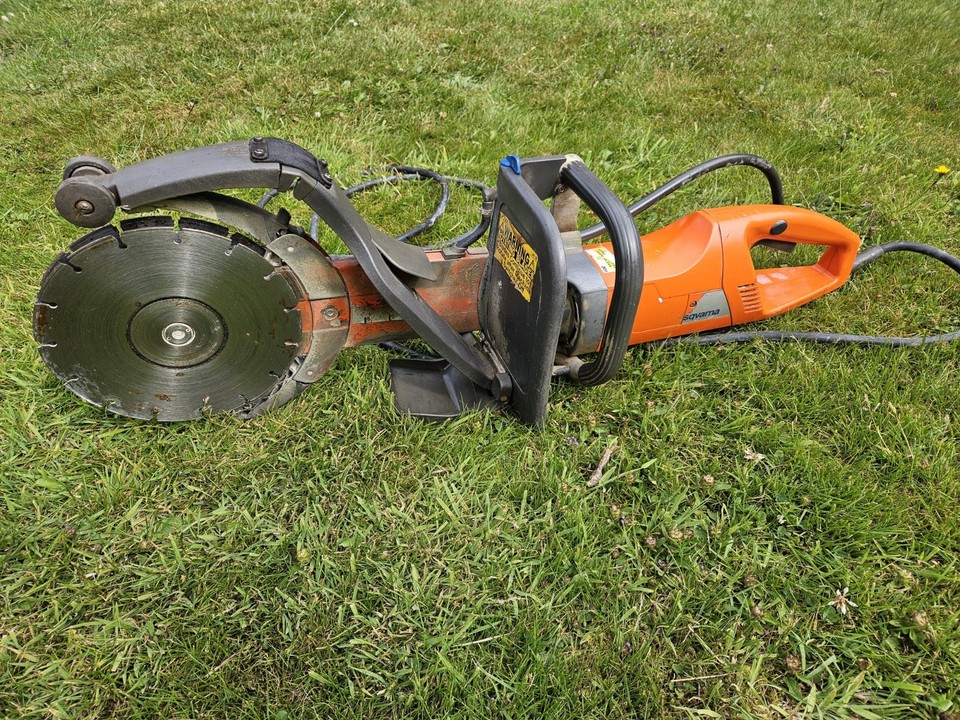 Husqvarna K3000 Cut-n-Break Electric 110v Disc Cutter / Concrete brick ...