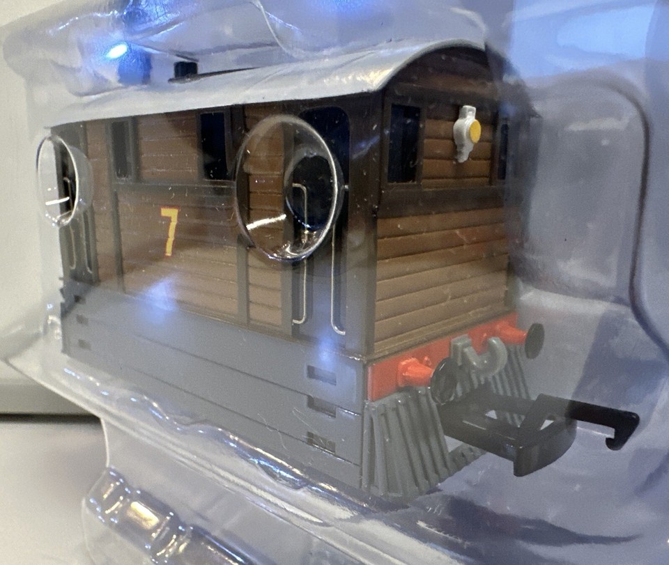 Bachmann HO Scale Thomas & Friends Toby The Tram Engine W/ Moving Eyes ...