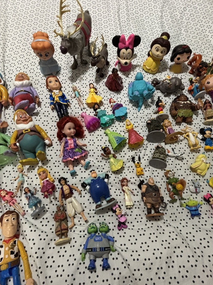 Disney Pixar PVC Plastic Figurines Cake Toppers Figures Play sets Huge ...