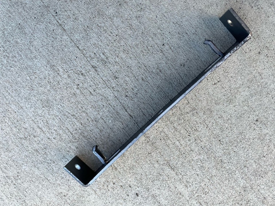 Sandbaggy Concrete Spreader Cleats (Multiple Sizes) - Concrete Form ...