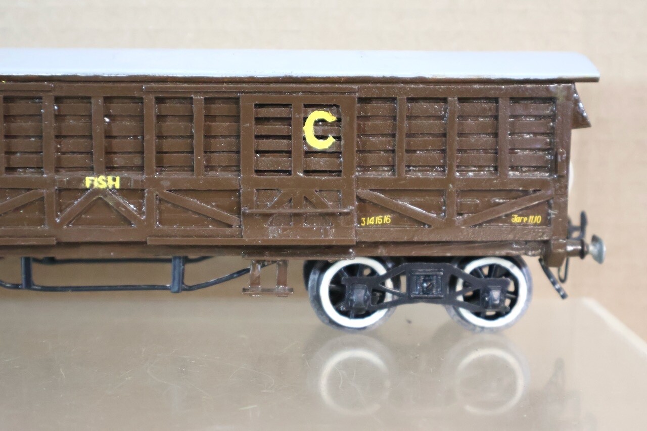 SCRATCH KIT BUILT 0 GAUGE GC FISH VAN BOGIE WAGON 3141516 oi | eBay UK