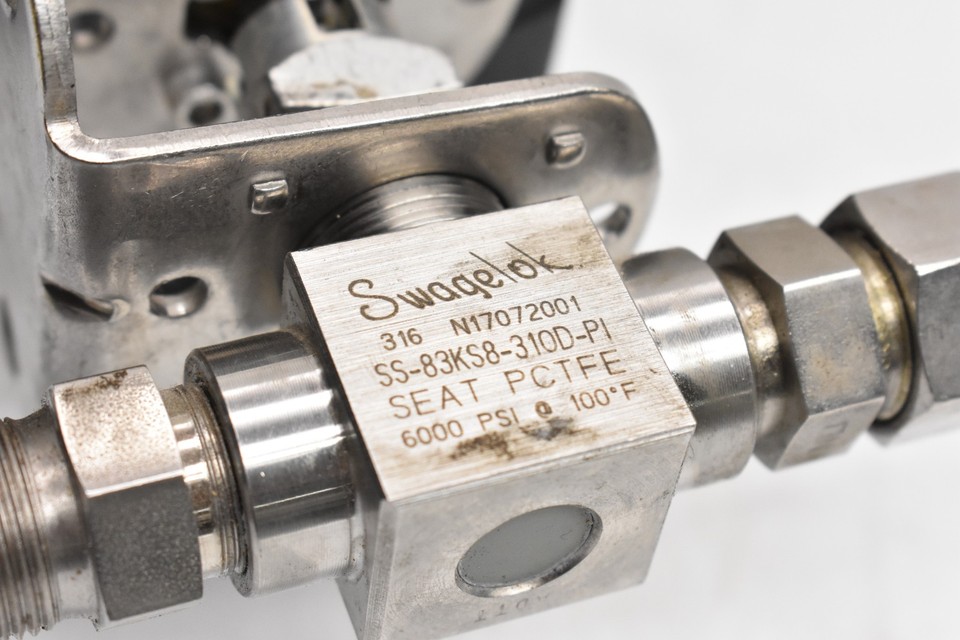 Westlock Valve Indicator 2007X-BY-E10 & Whitey 131SR & Swagelok SS ...