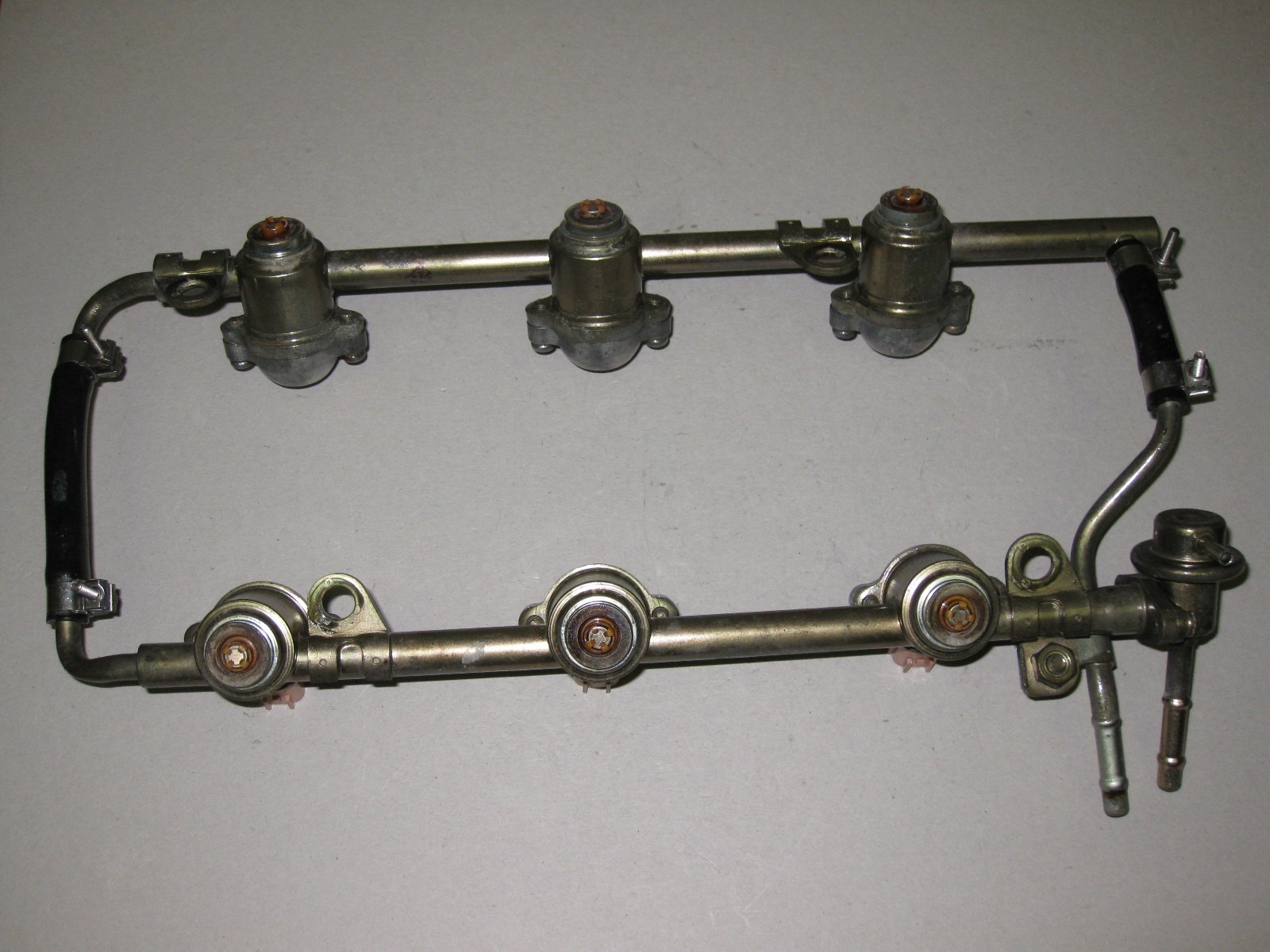 1993-1994 Nissan Maxima GXE 3.0L SOHC V6 Fuel Injectors & Rail Pressure ...