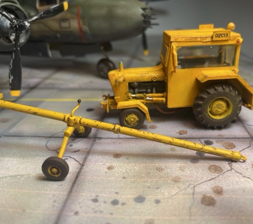 Nicely built 1/48 USAF Ford Tow Tractor & Aircraft Tow Bar Ground ...