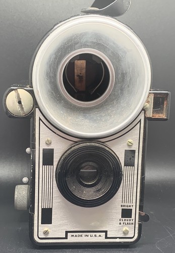 Vintage Super-Flash Box Camera 120 Film Red Filter Lens Untested Made ...