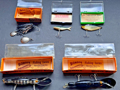 Lot Of 5 Vtg NOS Fishing Lures Bushwacker Water Dog Threadfin Shad Etc ...