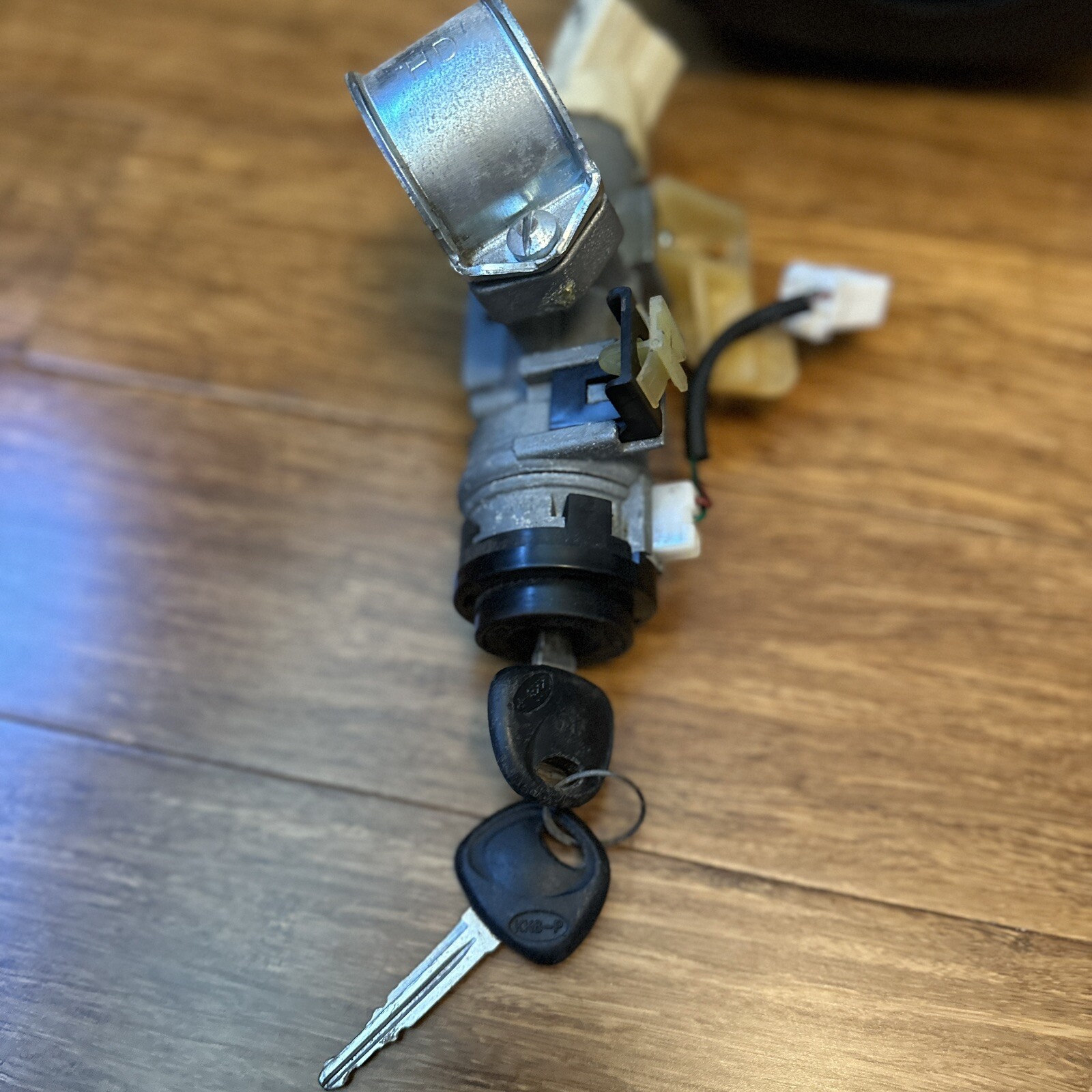 10 11 12 13 KIA Soul Ignition Switch W/ Door Lock Cover Shroud MANUAL ...