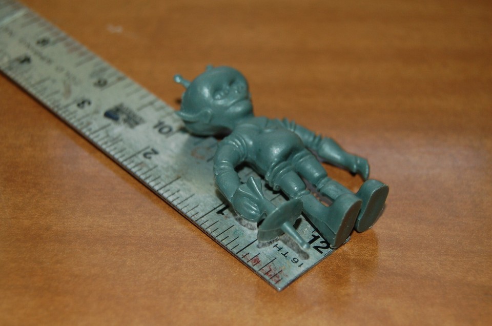 Rare Gray Mini Colorforms Outer Space Men Aliens from Mars Alpha-7 (2 ...
