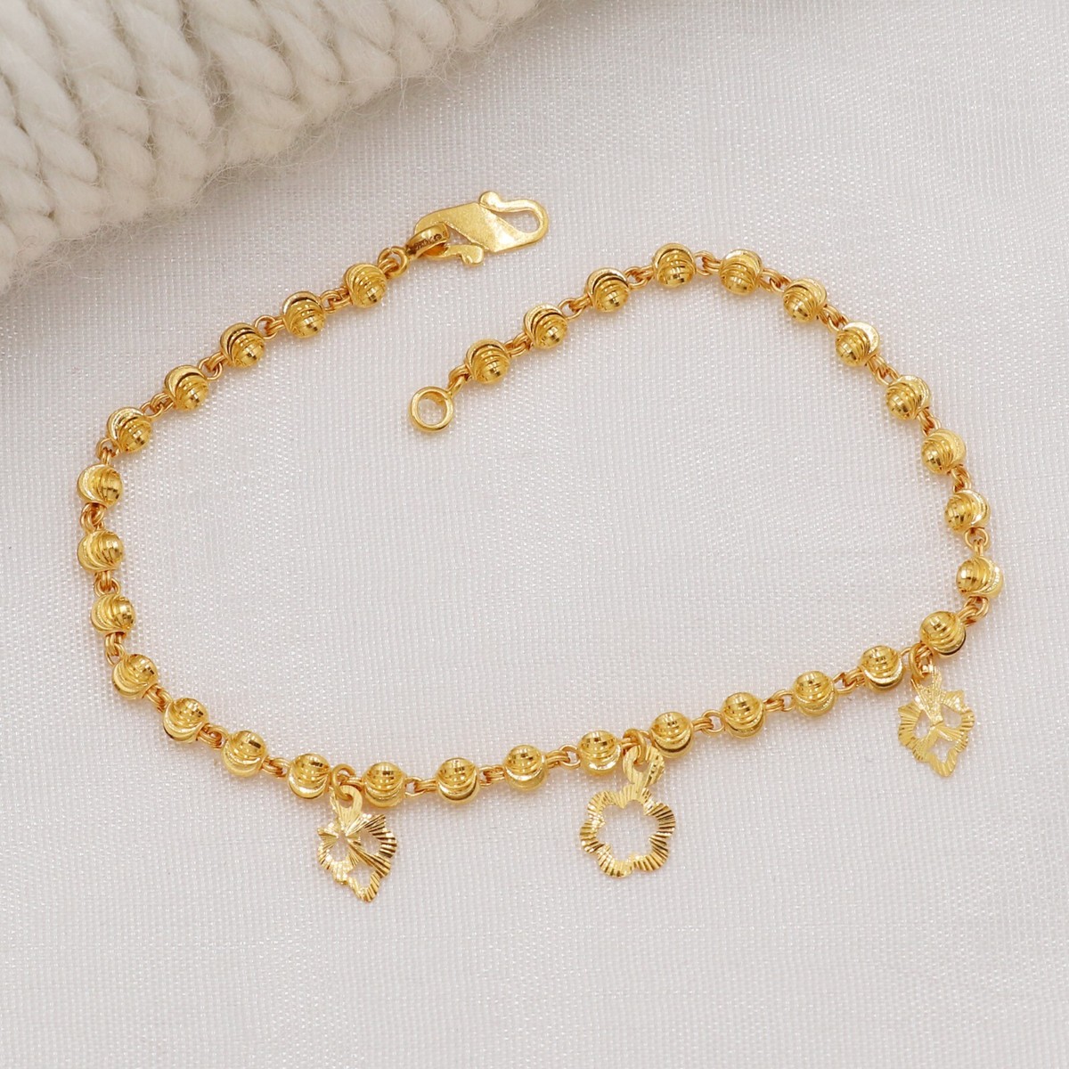 Gold Bracelet Designs For Ladies Bracelets: Buy Elegant Gold & Diamond