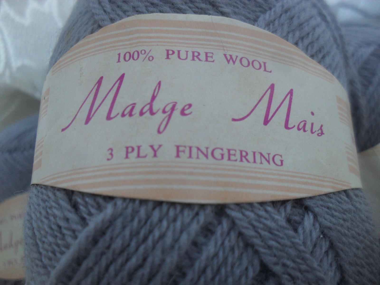 6 x 1oz Vintage Grey 3 ply Fingering 100% pure wool Madge Mais England ...