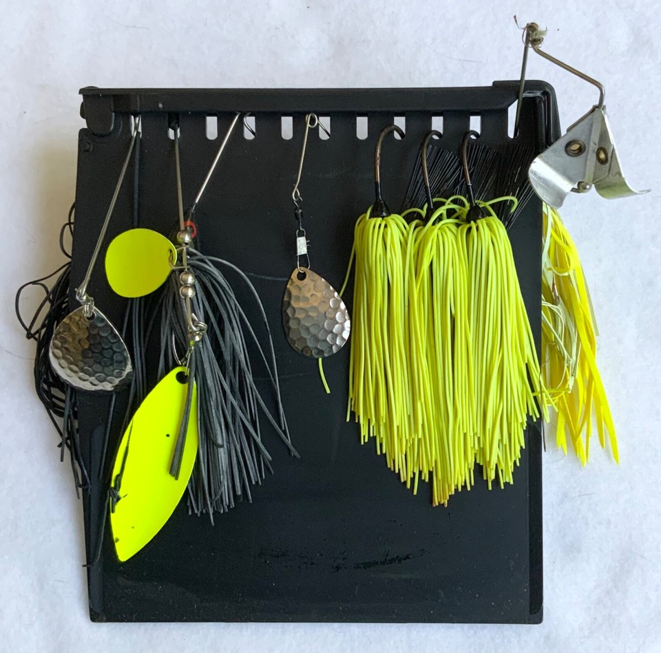 Tackle Box w/ 51 Freshwater Spinnerbait Crankbait Lures - For Those BIG ...