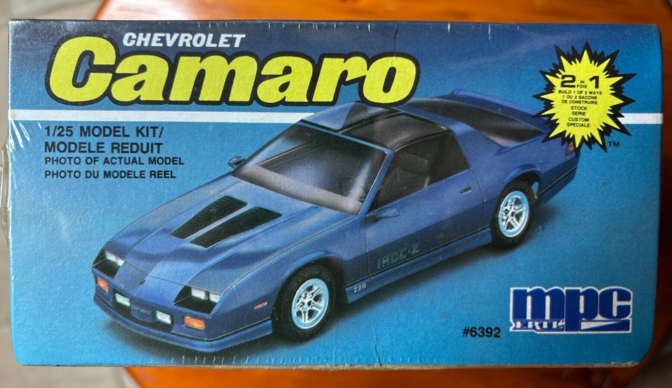 MPC 1987 Chevy Camaro IROC-Z Z/28 Model Kit #6392 1:25 Scale New Old ...